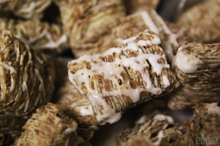 Review: Kellogg’s Blueberry with Vanilla Drizzle Mini-Wheats Harvest ...