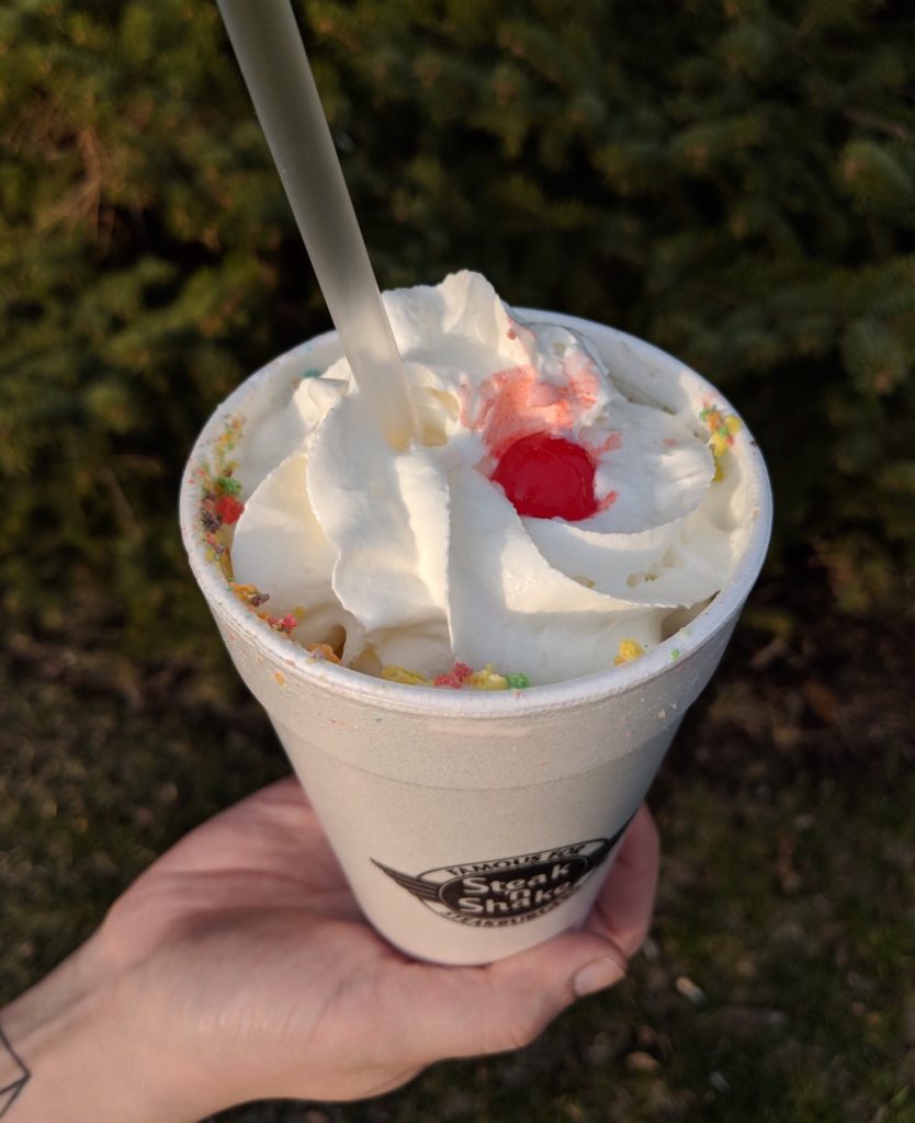 Review: Steak ‘n Shake Froot Loops Milkshake - Cerealously
